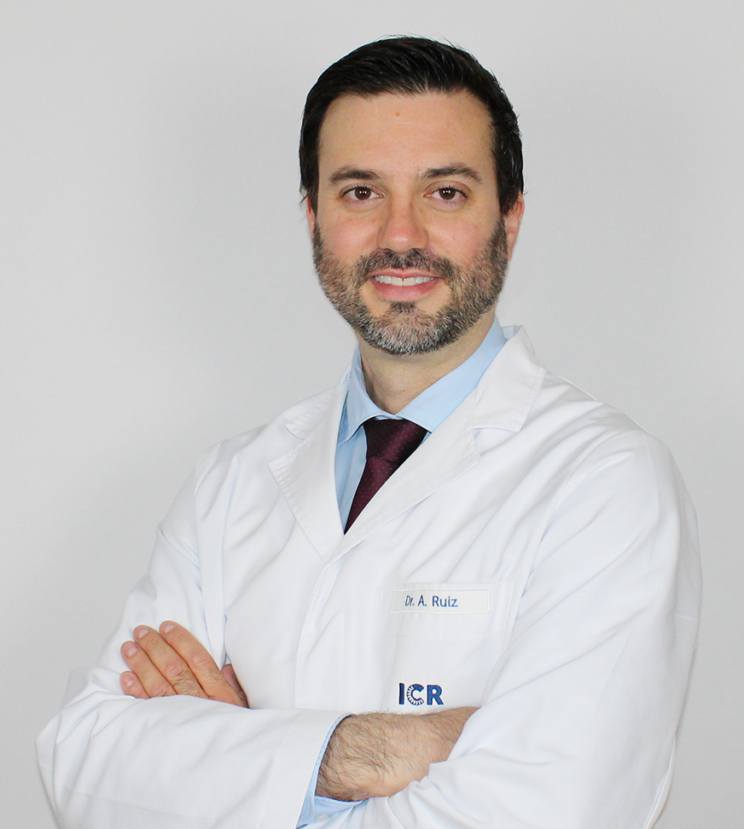 Dr. Arturo Ruiz | ICR Centro Oftalmológico